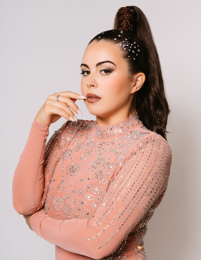 About - Emma Currie Music